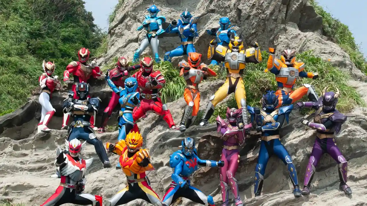 Gransazer, Justiriser e Sazer-X celebram 20 anos com elenco e equipe